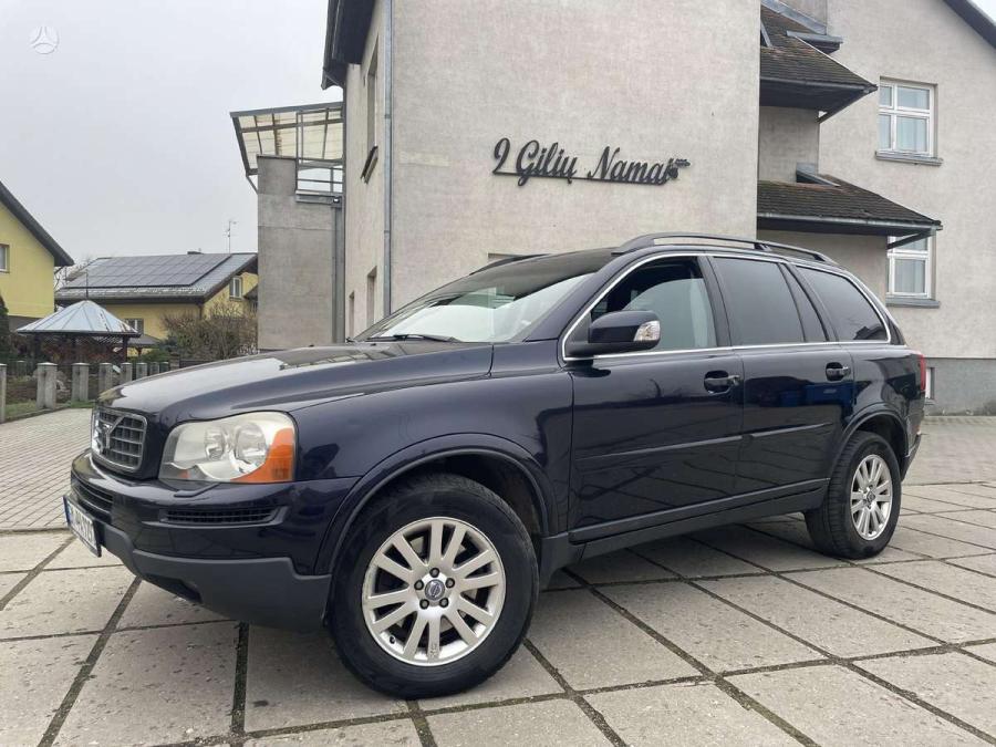 Blue Volvo XC90 2007 in Alytus, with an engine capacity of 2.40 L and mileage of 312 thousand km for 4650 €, photo 1 on AUTOMOTO.COM.LV
