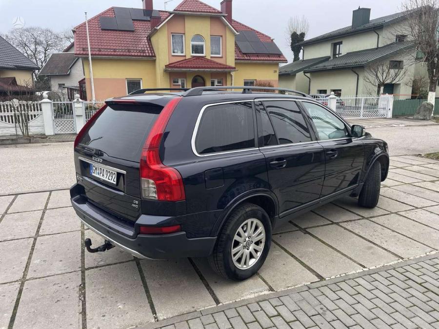 Blue Volvo XC90 2007 in Alytus, with an engine capacity of 2.40 L and mileage of 312 thousand km for 4650 €, photo 6 on AUTOMOTO.COM.LV