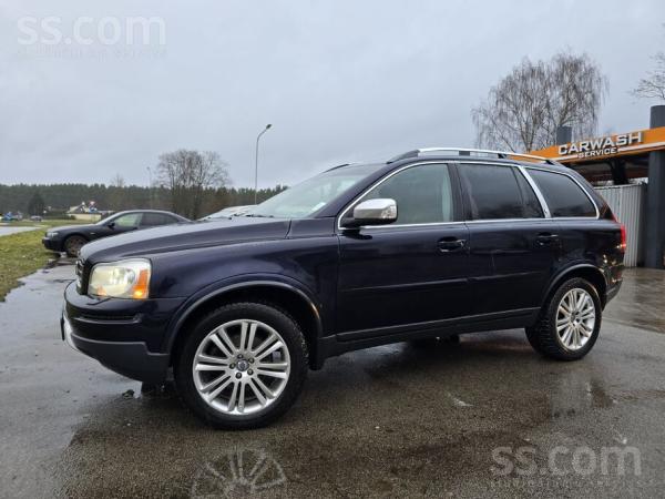 Blue Volvo XC90 2007 in Riga, with an engine capacity of 2.40 L and mileage of 272 thousand km for 6200 €, photo 3 on AUTOMOTO.COM.LV