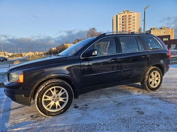 Blue Volvo XC90 2007 in Kaunas, with an engine capacity of 2.40 L and mileage of 364 thousand km for 4500 €, photo 5 on AUTOMOTO.COM.LV