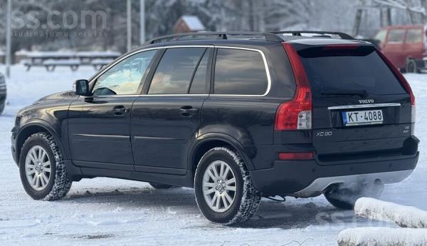 Zils Volvo XC90 2007 Valmiera, ar dzinēja tilpumu 2.40 L un nobraukumu 375 tūkst. km par 4500 €, foto 4 vietnē AUTOMOTO.COM.LV