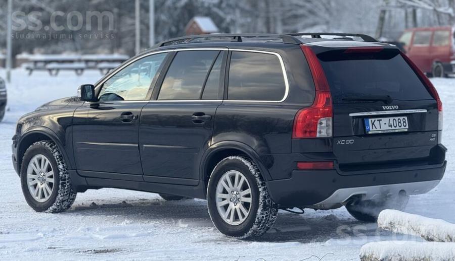 Zils Volvo XC90 2007 Valmiera, ar dzinēja tilpumu 2.40 L un nobraukumu 375 tūkst. km par 4500 €, foto 4 vietnē AUTOMOTO.COM.LV