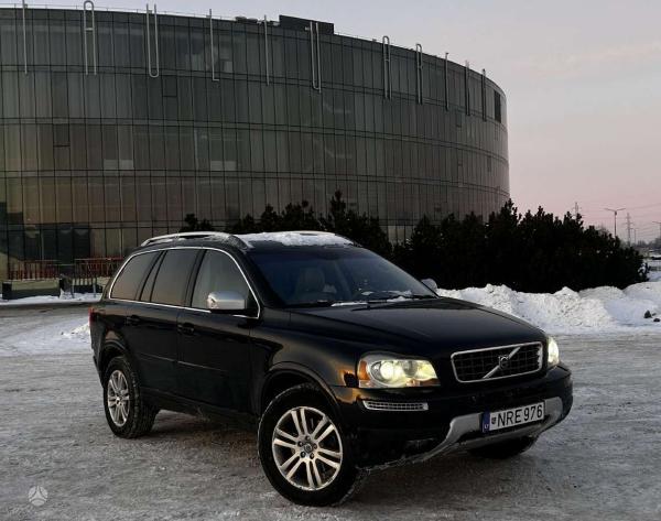 Blue Volvo XC90 2007 in Siauliai, with an engine capacity of 2.40 L and mileage of 305 thousand km for 4600 €, photo 1 on AUTOMOTO.COM.LV