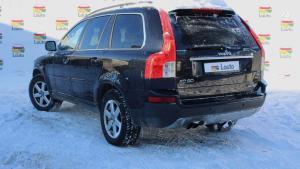 Blue Volvo XC90 2007 in Vilnius, with an engine capacity of 2.20 L and mileage of 306 thousand km for 6890 €, photo 3 on AUTOMOTO.COM.LV