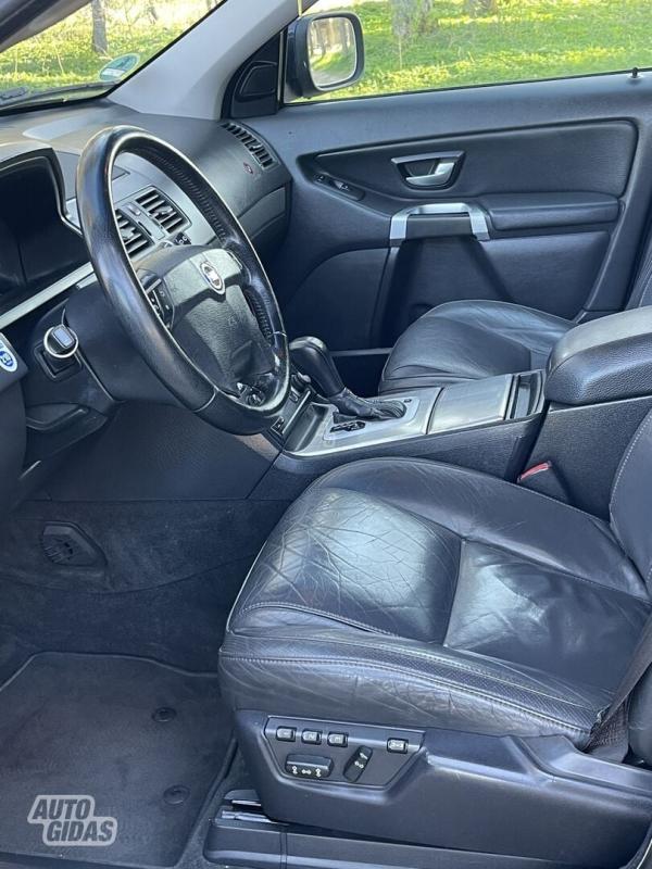 Blue Volvo XC90 2007 in Vilnius, with an engine capacity of 2.40 L and mileage of 306 thousand km for 4700 €, photo 7 on AUTOMOTO.COM.LV