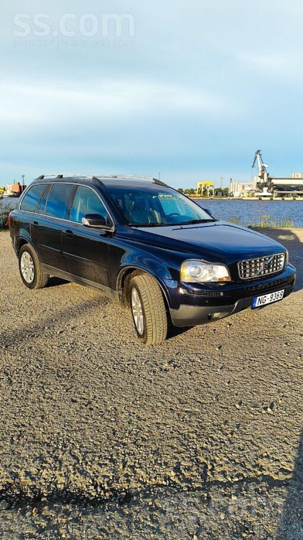 Zils Volvo XC90 2007 Rīga, ar dzinēja tilpumu 2.40 L un nobraukumu 309 tūkst. km par 5450 €, foto 2 vietnē AUTOMOTO.COM.LV
