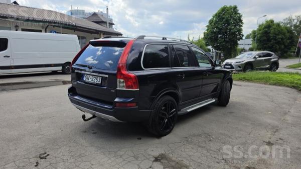 Blue Volvo XC90 2007 in Riga, with an engine capacity of 2.40 L and mileage of 322 thousand km for 6800 €, photo 6 on AUTOMOTO.COM.LV