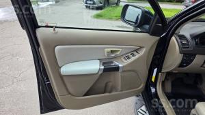 Blue Volvo XC90 2007 in Riga, with an engine capacity of 2.40 L and mileage of 322 thousand km for 6800 €, photo 11 on AUTOMOTO.COM.LV