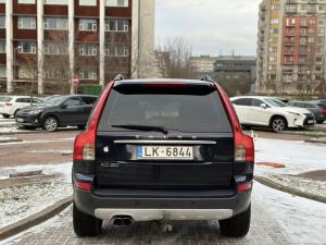 Blue Volvo XC90 2007 in Riga, with an engine capacity of 2.40 L and mileage of 284 thousand km for 5290 €, photo 5 on AUTOMOTO.COM.LV