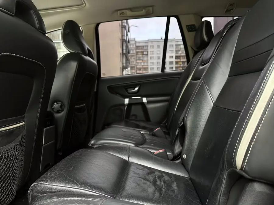 Blue Volvo XC90 2007 in Riga, with an engine capacity of 2.40 L and mileage of 284 thousand km for 5290 €, photo 20 on AUTOMOTO.COM.LV