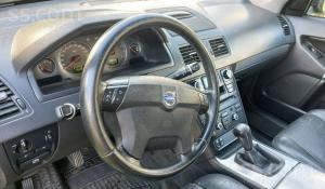 Blue Volvo XC90 2007 in Cesis, with an engine capacity of 2.40 L and mileage of 346 thousand km for 4550 €, photo 7 on AUTOMOTO.COM.LV