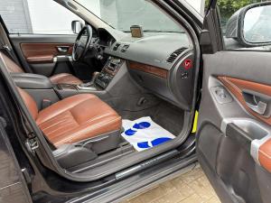 Blue Volvo XC90 2007 in Vilnius, with an engine capacity of 2.40 L and mileage of 315 thousand km for 3950 €, photo 21 on AUTOMOTO.COM.LV