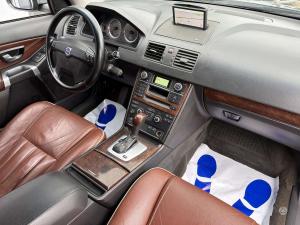 Blue Volvo XC90 2007 in Vilnius, with an engine capacity of 2.40 L and mileage of 315 thousand km for 3950 €, photo 22 on AUTOMOTO.COM.LV