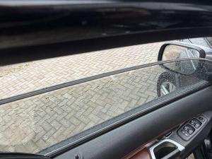 Blue Volvo XC90 2007 in Vilnius, with an engine capacity of 2.40 L and mileage of 315 thousand km for 3950 €, photo 31 on AUTOMOTO.COM.LV