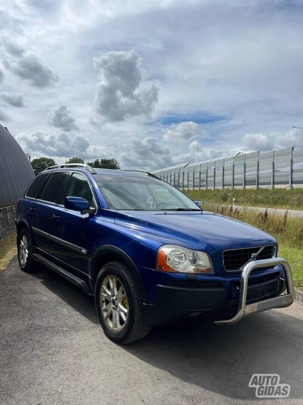 Blue Volvo XC90 2007 in Marijampole, with an engine capacity of 2.40 L and mileage of 320 thousand km for 3900 €, photo 2 on AUTOMOTO.COM.LV
