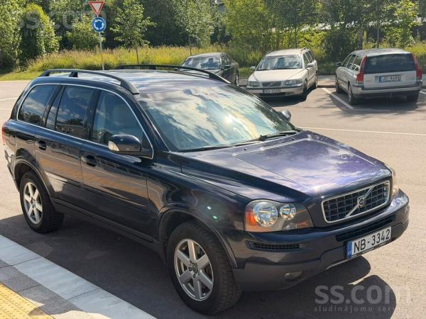 Blue Volvo XC90 2007 in Riga, with an engine capacity of 2.40 L and mileage of 328 thousand km for 5900 €, photo 1 on AUTOMOTO.COM.LV