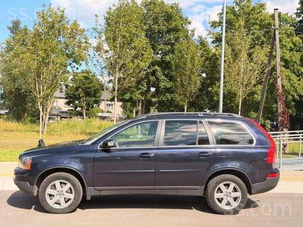 Blue Volvo XC90 2007 in Riga, with an engine capacity of 2.40 L and mileage of 328 thousand km for 5900 €, photo 5 on AUTOMOTO.COM.LV