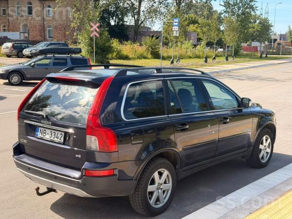 Blue Volvo XC90 2007 in Riga, with an engine capacity of 2.40 L and mileage of 328 thousand km for 5900 €, photo 8 on AUTOMOTO.COM.LV