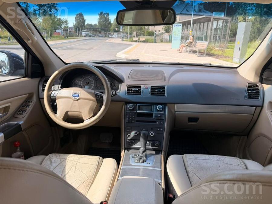 Zils Volvo XC90 2007 Rīga, ar dzinēja tilpumu 2.40 L un nobraukumu 328 tūkst. km par 5900 €, foto 14 vietnē AUTOMOTO.COM.LV