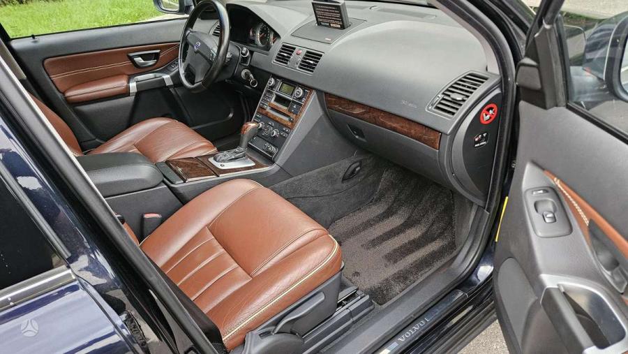 Zils Volvo XC90 2007 Elektrėnai, ar dzinēja tilpumu 2.40 L un nobraukumu 277 tūkst. km par 6900 €, foto 24 vietnē AUTOMOTO.COM.LV
