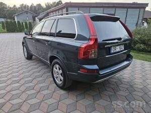 Blue Volvo XC90 2007 in Talsi, with an engine capacity of 2.40 L and mileage of 282 thousand km for 6999 €, photo 4 on AUTOMOTO.COM.LV