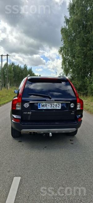 Blue Volvo XC90 2007 in Daugavpils, with an engine capacity of 2.50 L and mileage of 391 thousand km for 5500 €, photo 3 on AUTOMOTO.COM.LV