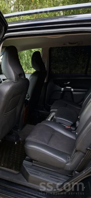 Blue Volvo XC90 2007 in Daugavpils, with an engine capacity of 2.50 L and mileage of 391 thousand km for 5500 €, photo 6 on AUTOMOTO.COM.LV