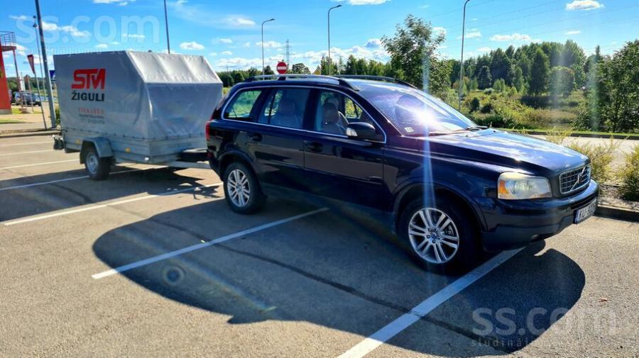 Blue Volvo XC90 2007 in Ogre, with an engine capacity of 2.40 L and mileage of 390 thousand km for 6000 €, photo 17 on AUTOMOTO.COM.LV