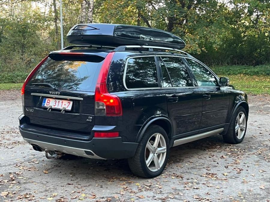 Blue Volvo XC90 2007 in Riga, with an engine capacity of 2.40 L and mileage of 0 thousand km for 3699 €, photo 6 on AUTOMOTO.COM.LV