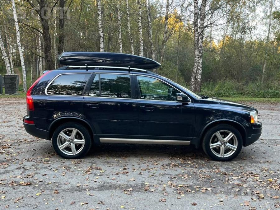 Blue Volvo XC90 2007 in Riga, with an engine capacity of 2.40 L and mileage of 0 thousand km for 3699 €, photo 7 on AUTOMOTO.COM.LV