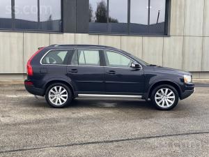 Zils Volvo XC90 2007 Rīga, ar dzinēja tilpumu 2.40 L un nobraukumu 432 tūkst. km par 5890 €, foto 13 vietnē AUTOMOTO.COM.LV