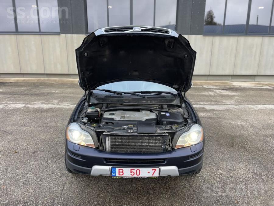 Zils Volvo XC90 2007 Rīga, ar dzinēja tilpumu 2.40 L un nobraukumu 432 tūkst. km par 5890 €, foto 16 vietnē AUTOMOTO.COM.LV