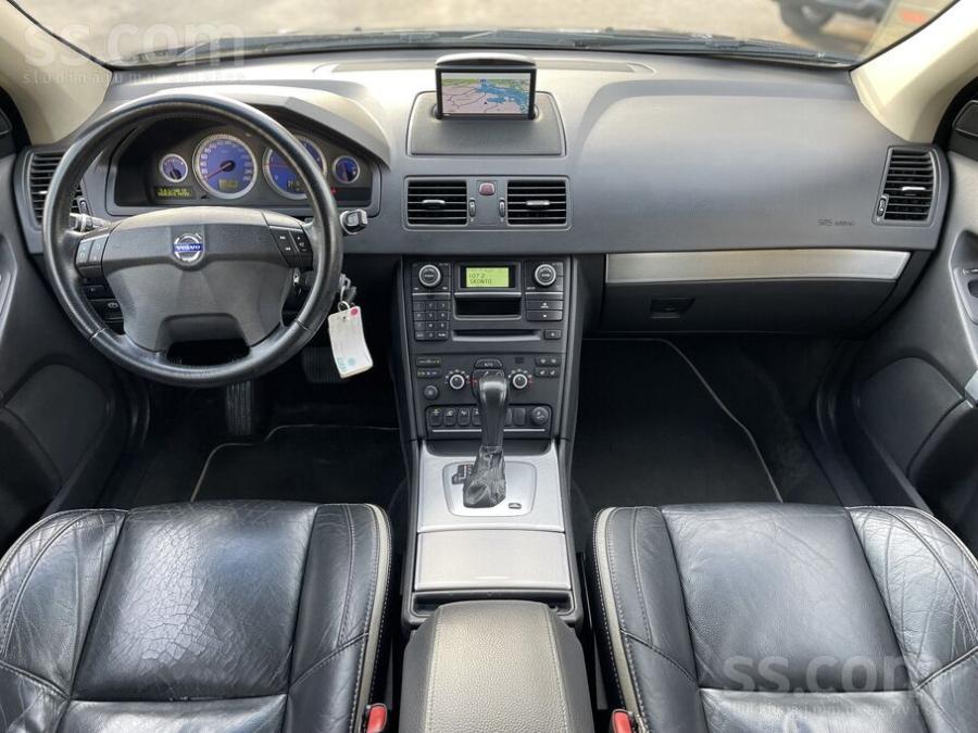 Zils Volvo XC90 2007 Rīga, ar dzinēja tilpumu 2.40 L un nobraukumu 432 tūkst. km par 5890 €, foto 19 vietnē AUTOMOTO.COM.LV
