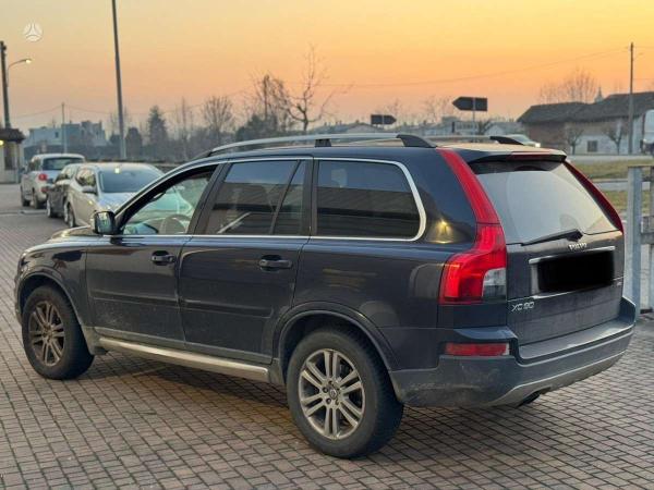 Zils Volvo XC90 2008 Tauragė, ar dzinēja tilpumu 2.40 L un nobraukumu 270 tūkst. km par 3100 €, foto 3 vietnē AUTOMOTO.COM.LV