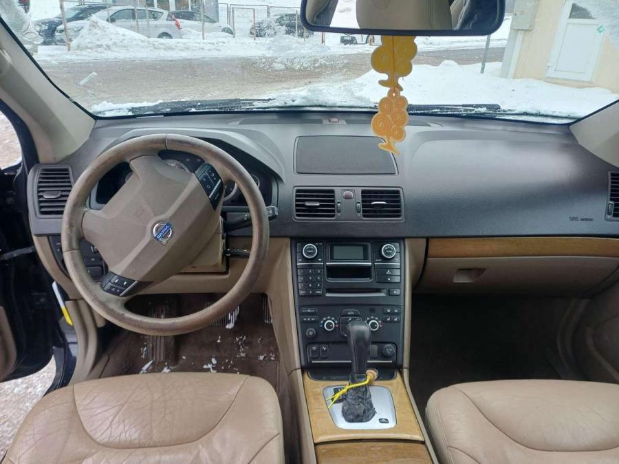 Zils Volvo XC90 2008 Viļņa, ar dzinēja tilpumu 2.40 L un nobraukumu 355 tūkst. km par 3999 €, foto 6 vietnē AUTOMOTO.COM.LV