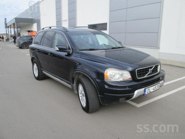Blue Volvo XC90 2008 in Riga, with an engine capacity of 2.40 L and mileage of 352 thousand km for 4699 €, photo 1 on AUTOMOTO.COM.LV