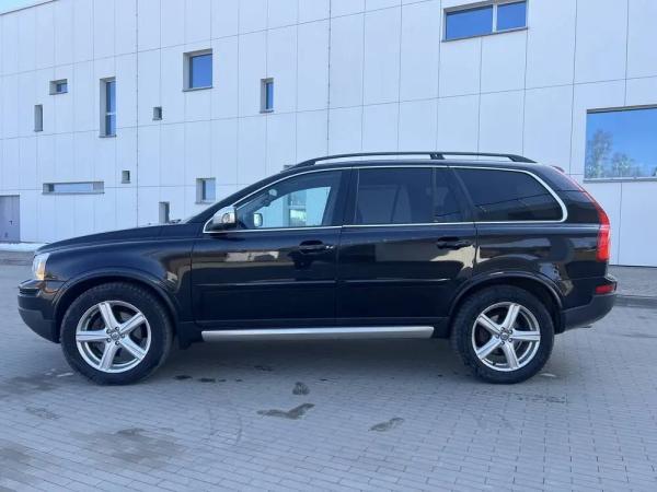 Zils Volvo XC90 2008 Rēzekne, ar dzinēja tilpumu 2.40 L un nobraukumu 269 tūkst. km par 6995 €, foto 5 vietnē AUTOMOTO.COM.LV