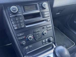 Zils Volvo XC90 2008 Rēzekne, ar dzinēja tilpumu 2.40 L un nobraukumu 269 tūkst. km par 6995 €, foto 21 vietnē AUTOMOTO.COM.LV