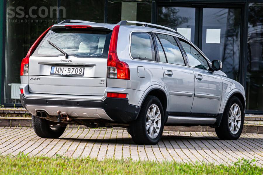 Zils Volvo XC90 2008 Tukums, ar dzinēja tilpumu 2.40 L un nobraukumu 470 tūkst. km par 3290 €, foto 5 vietnē AUTOMOTO.COM.LV