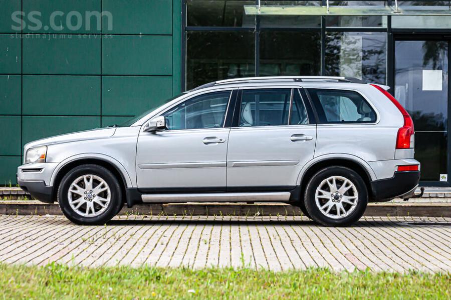 Zils Volvo XC90 2008 Tukums, ar dzinēja tilpumu 2.40 L un nobraukumu 470 tūkst. km par 3290 €, foto 7 vietnē AUTOMOTO.COM.LV