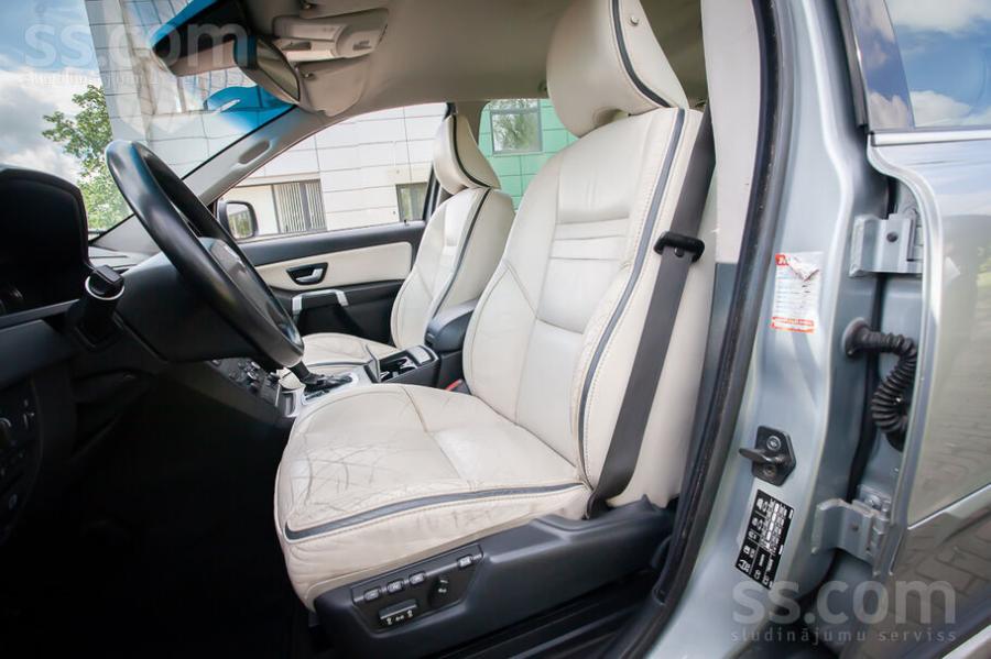 Zils Volvo XC90 2008 Tukums, ar dzinēja tilpumu 2.40 L un nobraukumu 470 tūkst. km par 3290 €, foto 11 vietnē AUTOMOTO.COM.LV