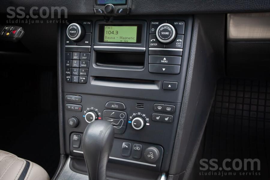 Zils Volvo XC90 2008 Tukums, ar dzinēja tilpumu 2.40 L un nobraukumu 470 tūkst. km par 3290 €, foto 24 vietnē AUTOMOTO.COM.LV