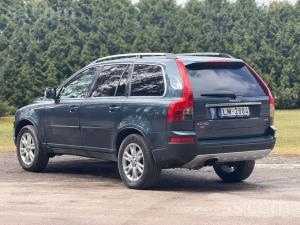 Zils Volvo XC90 2008 Ogre, ar dzinēja tilpumu 2.40 L un nobraukumu 269 tūkst. km par 5800 €, foto 4 vietnē AUTOMOTO.COM.LV
