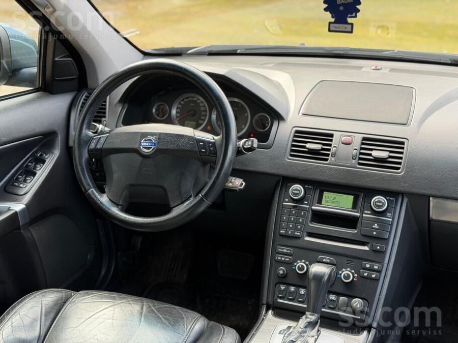 Zils Volvo XC90 2008 Ogre, ar dzinēja tilpumu 2.40 L un nobraukumu 269 tūkst. km par 5800 €, foto 6 vietnē AUTOMOTO.COM.LV
