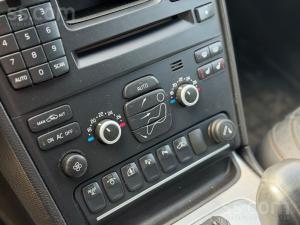 Zils Volvo XC90 2008 Ogre, ar dzinēja tilpumu 2.40 L un nobraukumu 269 tūkst. km par 5800 €, foto 7 vietnē AUTOMOTO.COM.LV