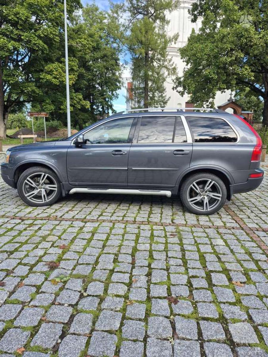 Blue Volvo XC90 2008 in Siauliai, with an engine capacity of 4.40 L and mileage of 242 thousand km for 5900 €, photo 7 on AUTOMOTO.COM.LV