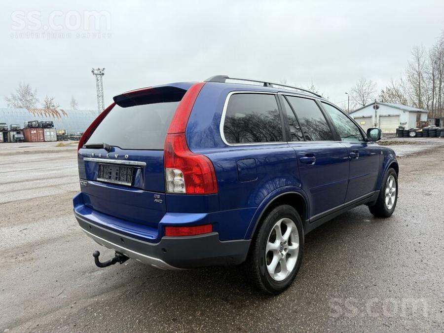 Zils Volvo XC90 2009 Rīga, ar dzinēja tilpumu 2.40 L un nobraukumu 267 tūkst. km par 7580 €, foto 3 vietnē AUTOMOTO.COM.LV