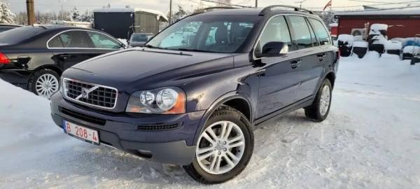 Zils Volvo XC90 2009 Rīga, ar dzinēja tilpumu 2.40 L un nobraukumu 249 tūkst. km par 9200 €, foto 2 vietnē AUTOMOTO.COM.LV