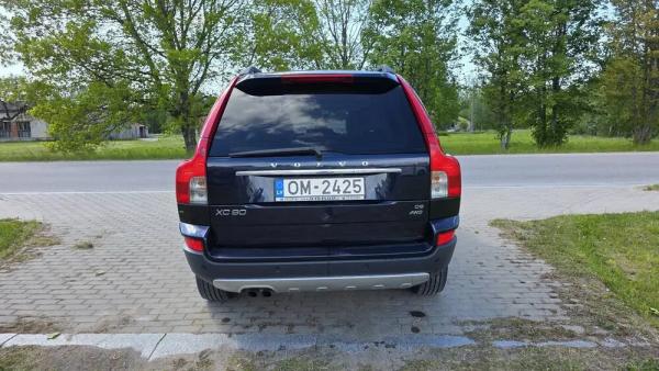 Zils Volvo XC90 2009 Rīga, ar dzinēja tilpumu 2.40 L un nobraukumu 381 tūkst. km par 5950 €, foto 6 vietnē AUTOMOTO.COM.LV