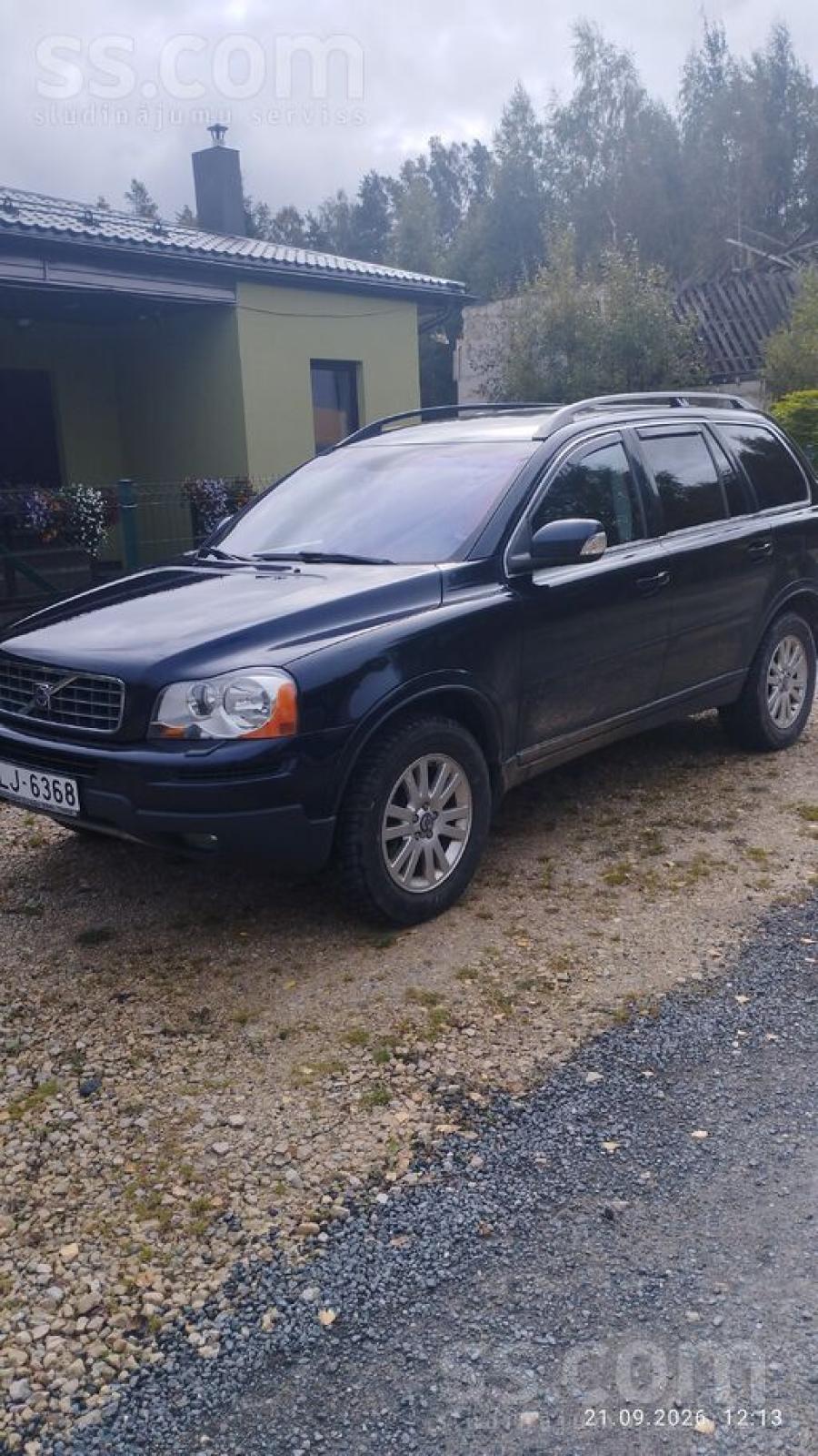Zils Volvo XC90 2009 Rīga, ar dzinēja tilpumu 2.40 L un nobraukumu 311 tūkst. km par 6500 €, foto 4 vietnē AUTOMOTO.COM.LV